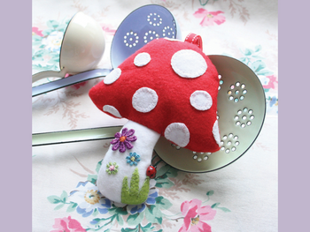 How to make a Felt Toadstool! – The Crafty Kit Company